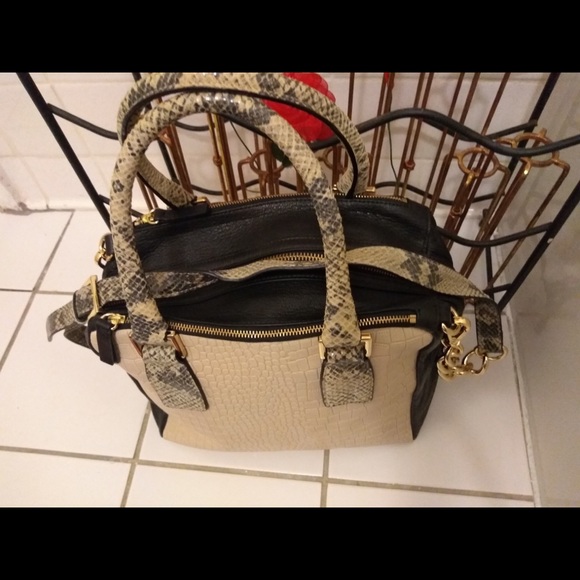 Marc Fisher | Bags | Marc Fisher Cream And Black Bag | Poshmark